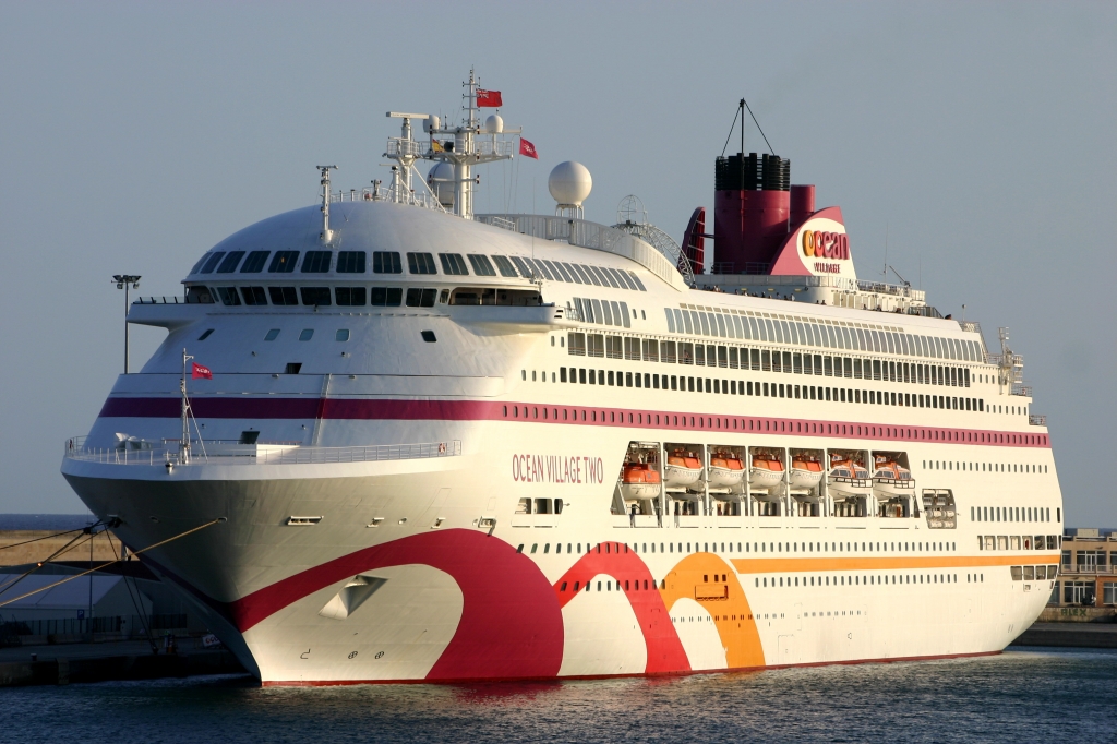 MERCHANTSHIPS.info - Ocean Village/Ocean Village Two