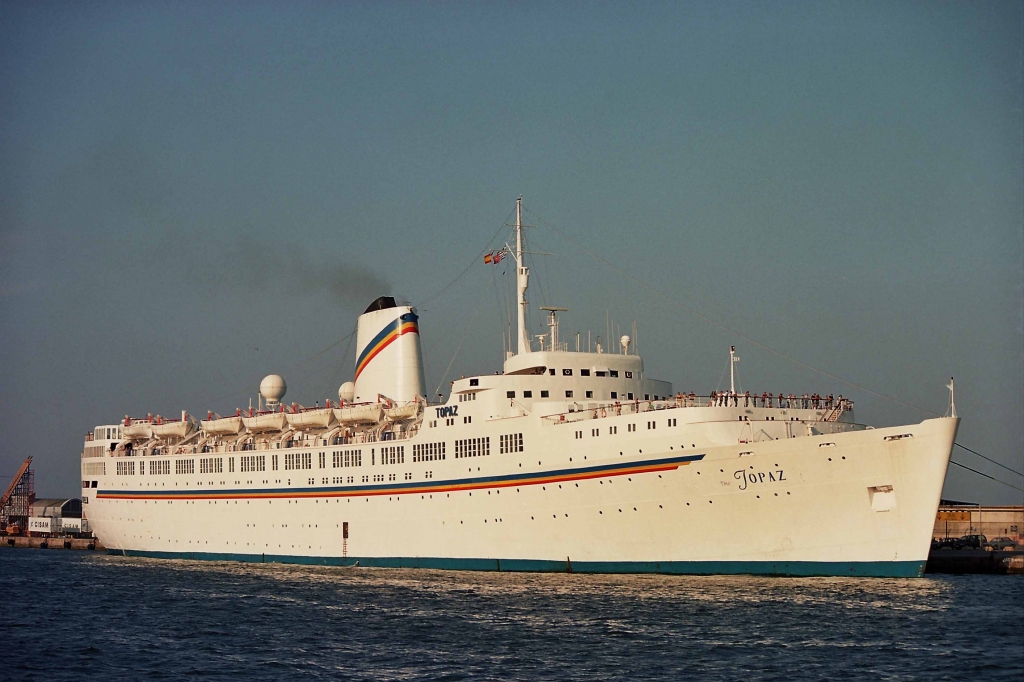 MERCHANTSHIPS.info - Thomson Cruises/The Topaz
