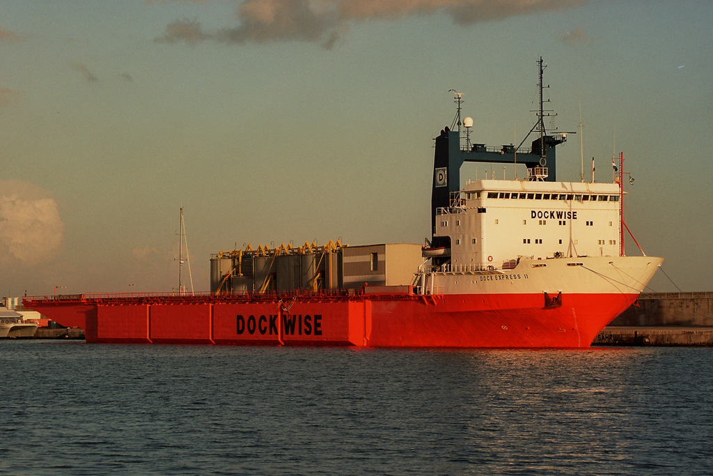 MERCHANTSHIPS.info - Dockwise/Dock Express 11